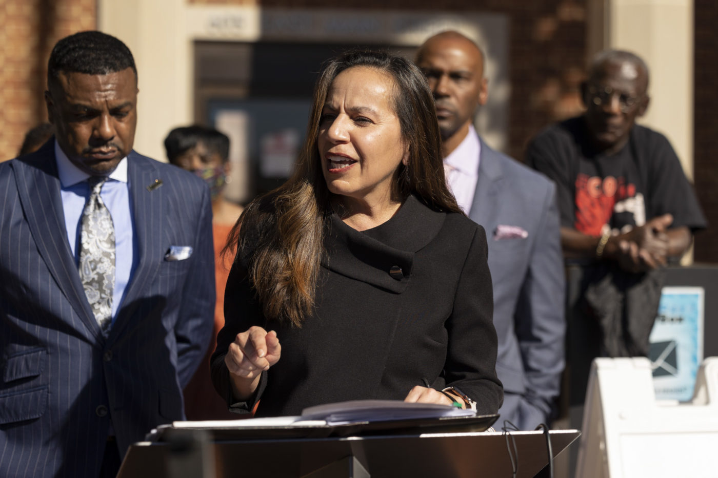 Former Police Chief Brackney demands $3 million from city, alleges ...
